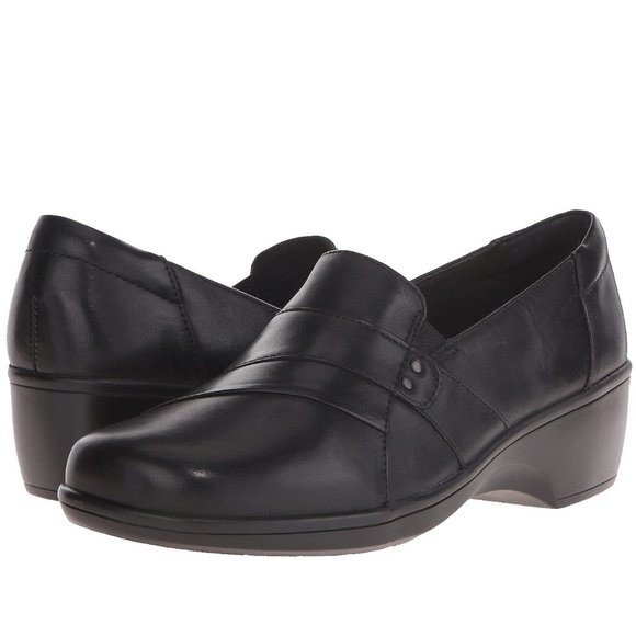 Clarks | Shoes | 95w 95 Wide Clarks May Marigold Black Leather ...